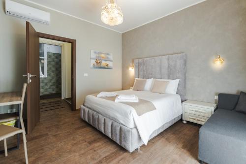 Trieste Centro Rooms-camere Eleganti In Pieno Centro - Trieste