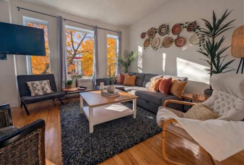 Trendy Limoilou 9 Guests 2br Ac 2 Parking - Quebec