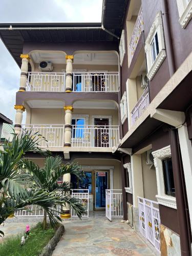 Esthemers Royal Hotel - Kumasi