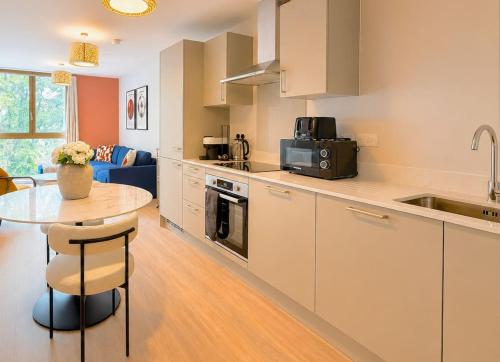 Luxury 1-apt Old Trafford King Bed - Salford