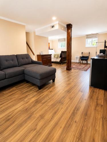 Cozy Private Suite In Quiet Nashville Neighborhood - Nashville, TN