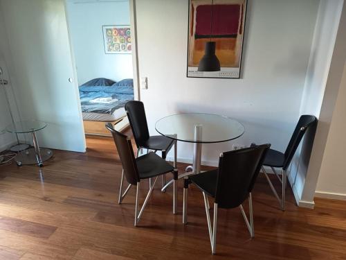 1 Bedroom With Large Sunny Balcony - Munich