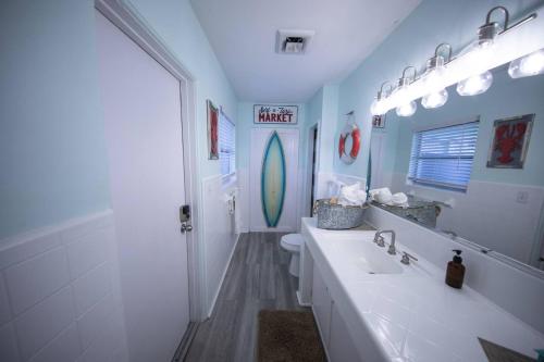 Cozy In The Heart Of Sarasota W/fenced In Backyard - Sarasota, FL