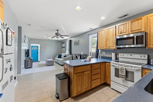 Comfortable Modern Home Near Jersey Shore Beaches & Shops - Wildwood Crest, NJ