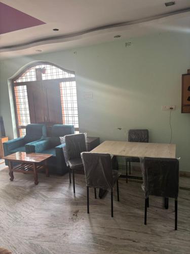Home Away From Home Hyderabad - Hyderabad