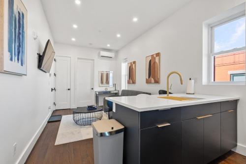 Stylish 2br Stay Near Path And Metlife Stadium - Brooklyn, NY