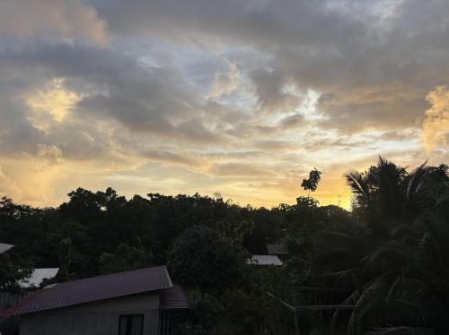 Anurak Apartments - Ko Lanta