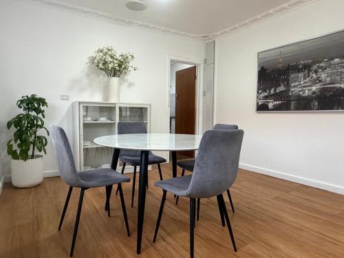 Como Beach Apartment 2 - Perth