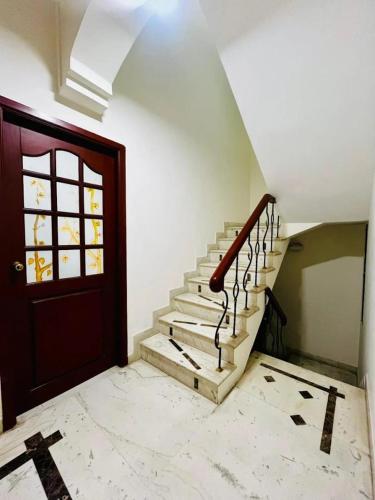U K I Guest House - Bengaluru
