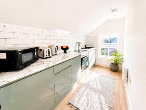 Modern Canterbury Duplex, 3 Mins To Station - Canterbury