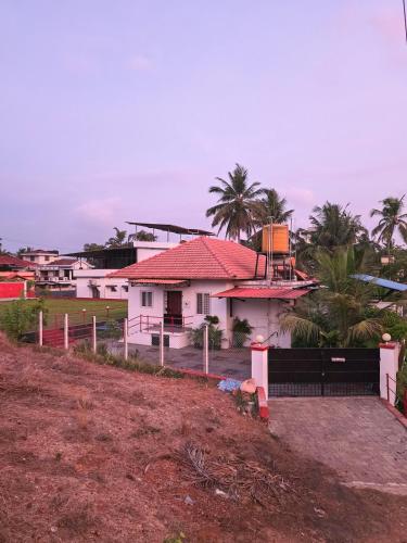 Urbanease Properties - Benny's Abode - Mangaluru