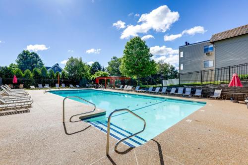 Walk To Weirs Beach! Family Escape W/ Balcony - Weirs Beach, NH