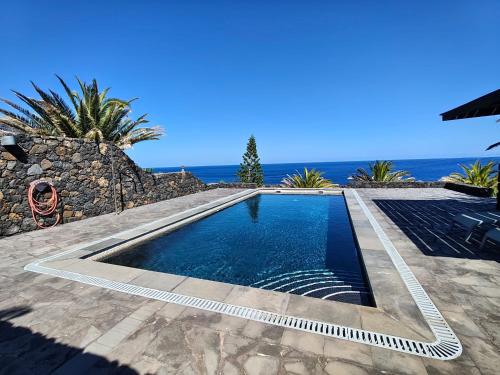 El Oasis Del Hierro Piscina Y Espectaculares Vistas Al Mar - El Hierro