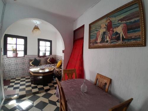 Single Bed At Arch Guesthouse - Dorm For Budget Travelers In Tangier - Tanger