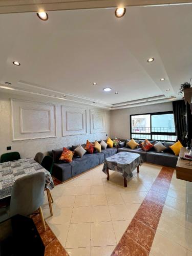Appartement 2 Chambres Vue Sur Mer Corniche De Tanger - Tangier