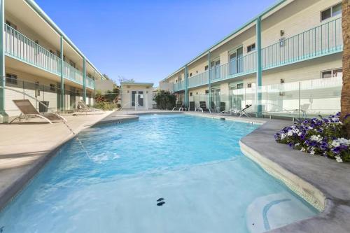 Dtph Cozy Corner - Pool & Parking - Arizona
