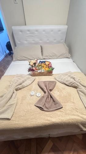 Reserve Agora E Ganhe 1 Espumante Para Tornar Sua Experiencia Ainda Mais Especial, Brinde Momentos I - Copacabana