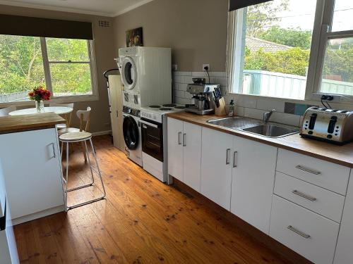 Locum Welcom Two Guests House Close To Canberra Hospital - Canberra