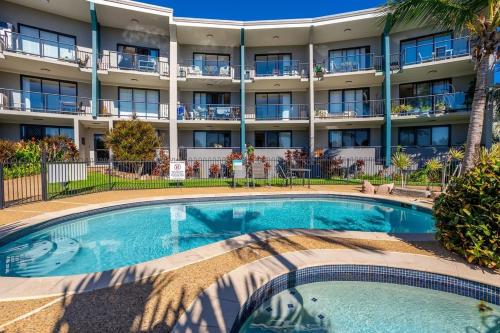 Sea Air 24 - Yeppoon