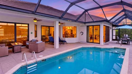 Neptunes Realm By Avantstay - Marco Island, FL