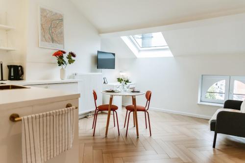 Appartement Avec Bain Balneo En Centre-ville - Liege, Belgium