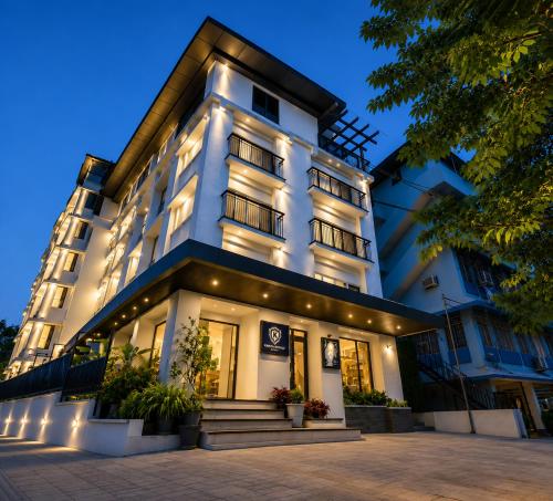 K Grandeur Hotels- South Railway Station - Kochi, India