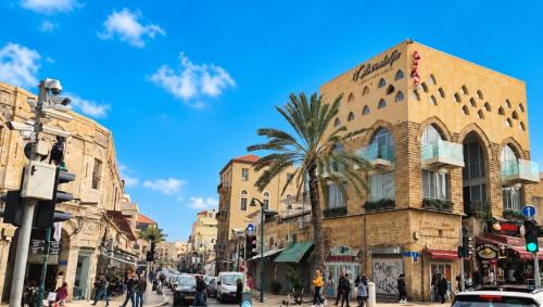 Safra - Hotel Rooms - Tel Aviv