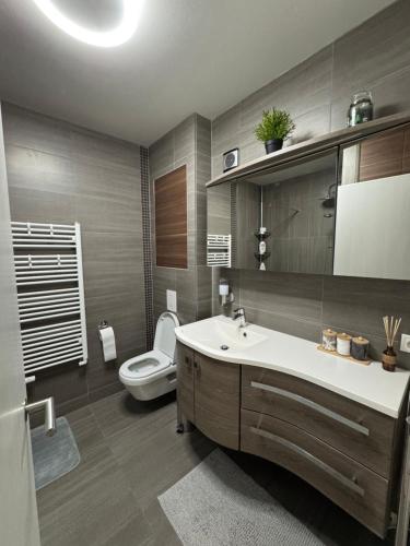 Cozy Nordic-style Room With Great Location - Reykjavik