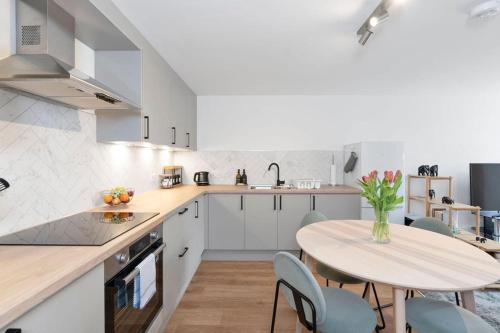Guestready - 2bed W Private Patio In Edinburgh - Edinburgh