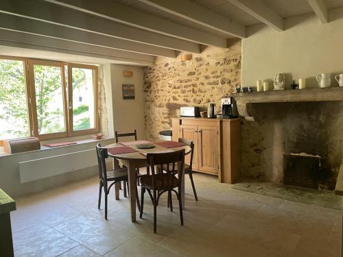 Maison Sur Les Hauteurs De Dieulefit - Dieulefit