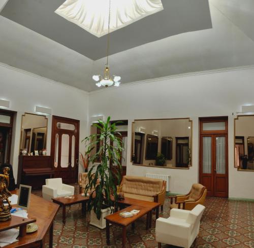 Hotel Lourd Mary - Concepción del Uruguay