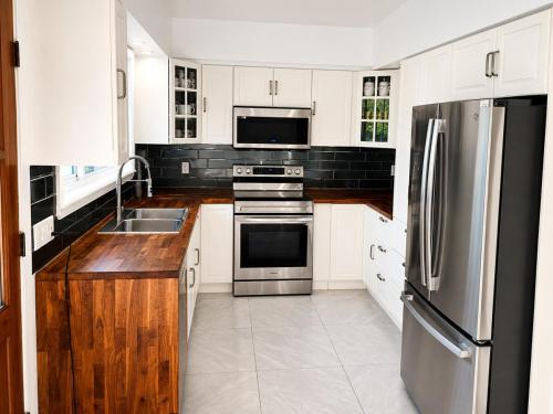 Beautiful Bangalow Near Montreal - Longueuil