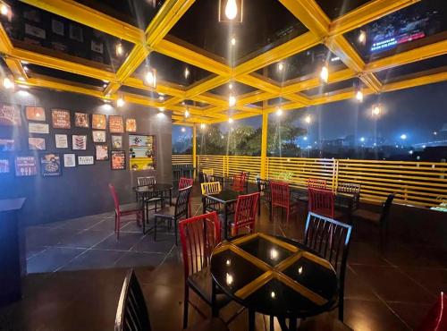 Hotel Clouds Inn - Jamshedpur