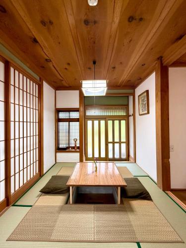 Utatane Tokyo's Hidden Countryside Retreat, 90 Minutes From Shinjuku - Ome
