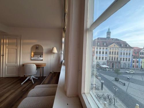 City Diamond - Coburg's Most Central Apartments - Coburg