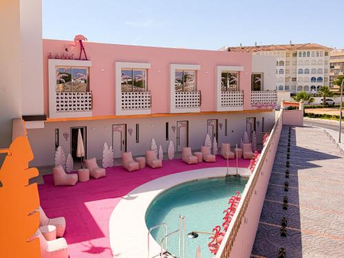 On Pink Motel - Matalascañas