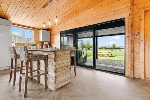 Nestledstays - The Farm Lodge - South Downs