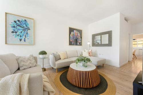 Barefoot Bondi Your Sydney Escape - Bondi Beach