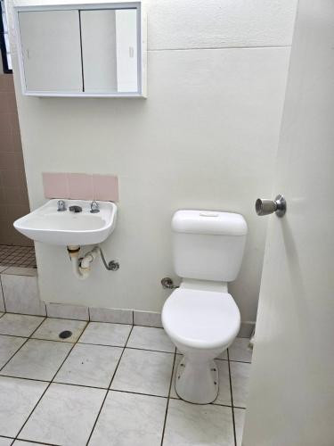 Private Twin Room In A Shared Apartment, Darwin Cbd, Walk To Waterfront & Esplanade - Darwin