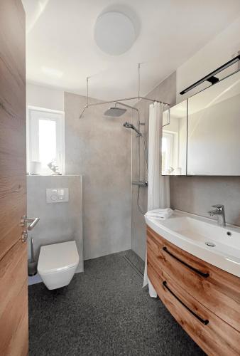 Pension Zur Inselbrucke - Apartments & Ferienwohnung - Wolgast