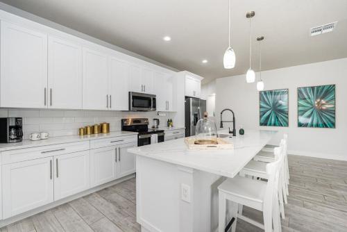 Retreat At Palm Bay Pool Home - Palm Bay