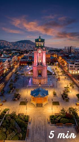 Cine Privado En Casa De Lujo Centrica Y Wifi Veloz - Pachuca