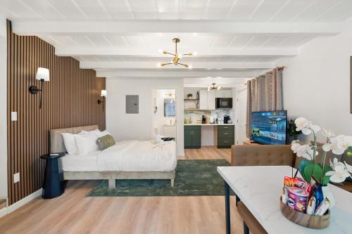 Bright Modern Pacifica Studio With Private Backyard Near Beaches & Sfo - Pacifica, CA