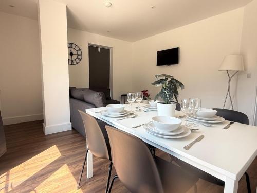 Central 2 Bedroom Southend-on-sea Apartment - Southend-on-Sea
