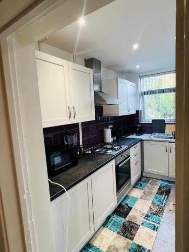 Grey Homes, Private Room Near Manchester Piccadilly Station 15 Mins - 曼徹斯特