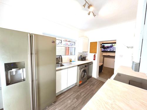 G&p City Luxury 5g Wifi Free On-street Parking - Suffolk