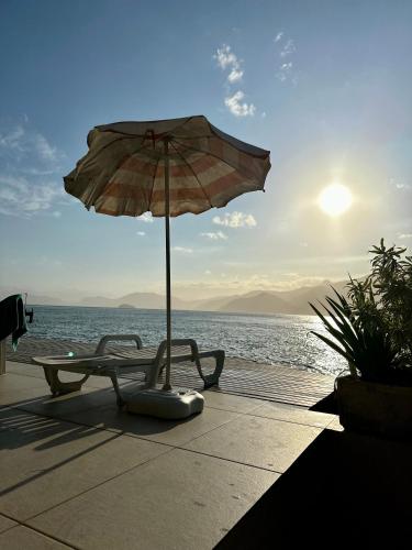 Casa Pe Na Areia Na Ilha Jardim Mangaratiba Rj - Mangaratiba