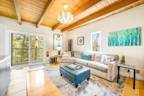 Timber Top Retreat - Running Springs, CA