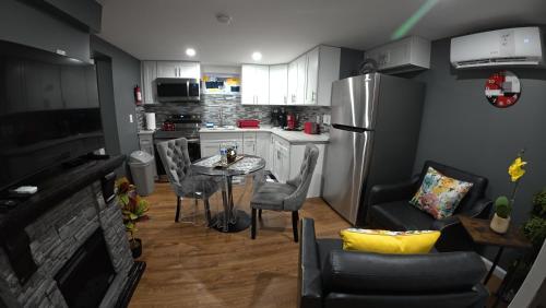 Cozy Private Two Bedroom Basement Apartment - Oyster Bay, NY