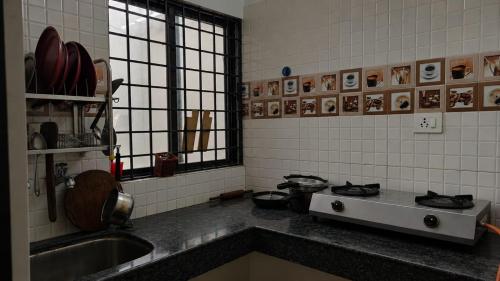 Dumzy's Bungalow - Hyderabad